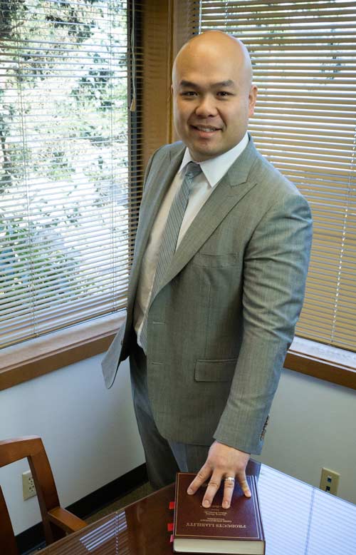 Attorney Jonathan Lee | Premier Law Group